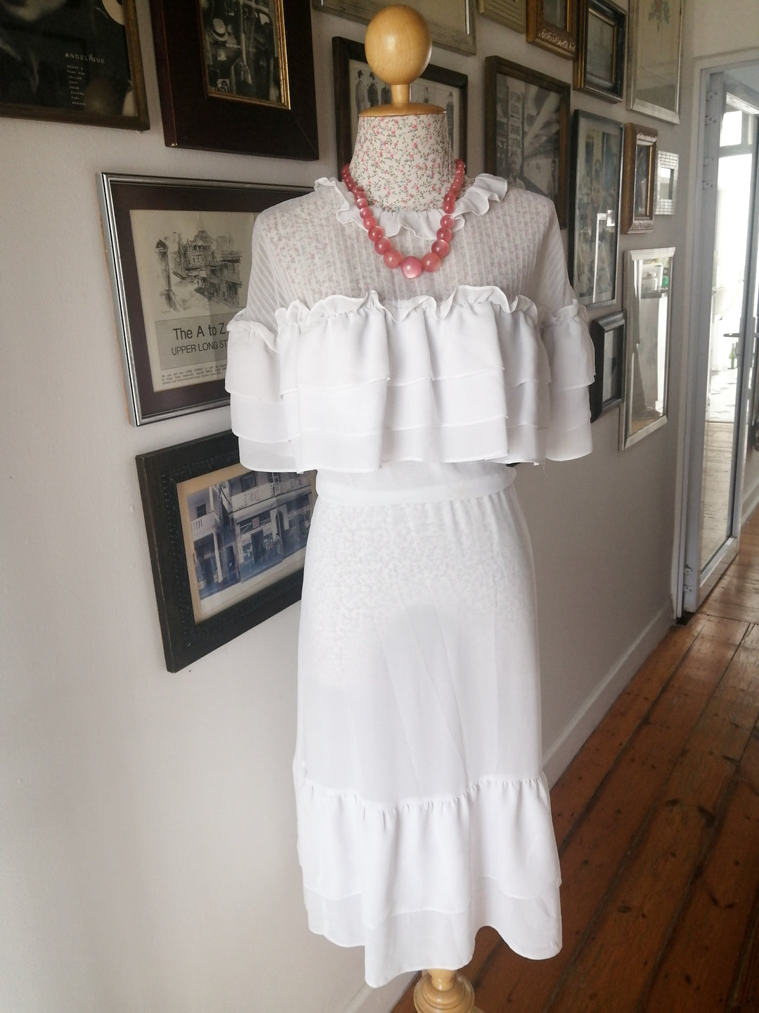 Products – SECOND TIME AROUND